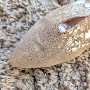 Sundance | Shoes | Sundance Fiore Leather Metallic Gold Floral Brocade ...